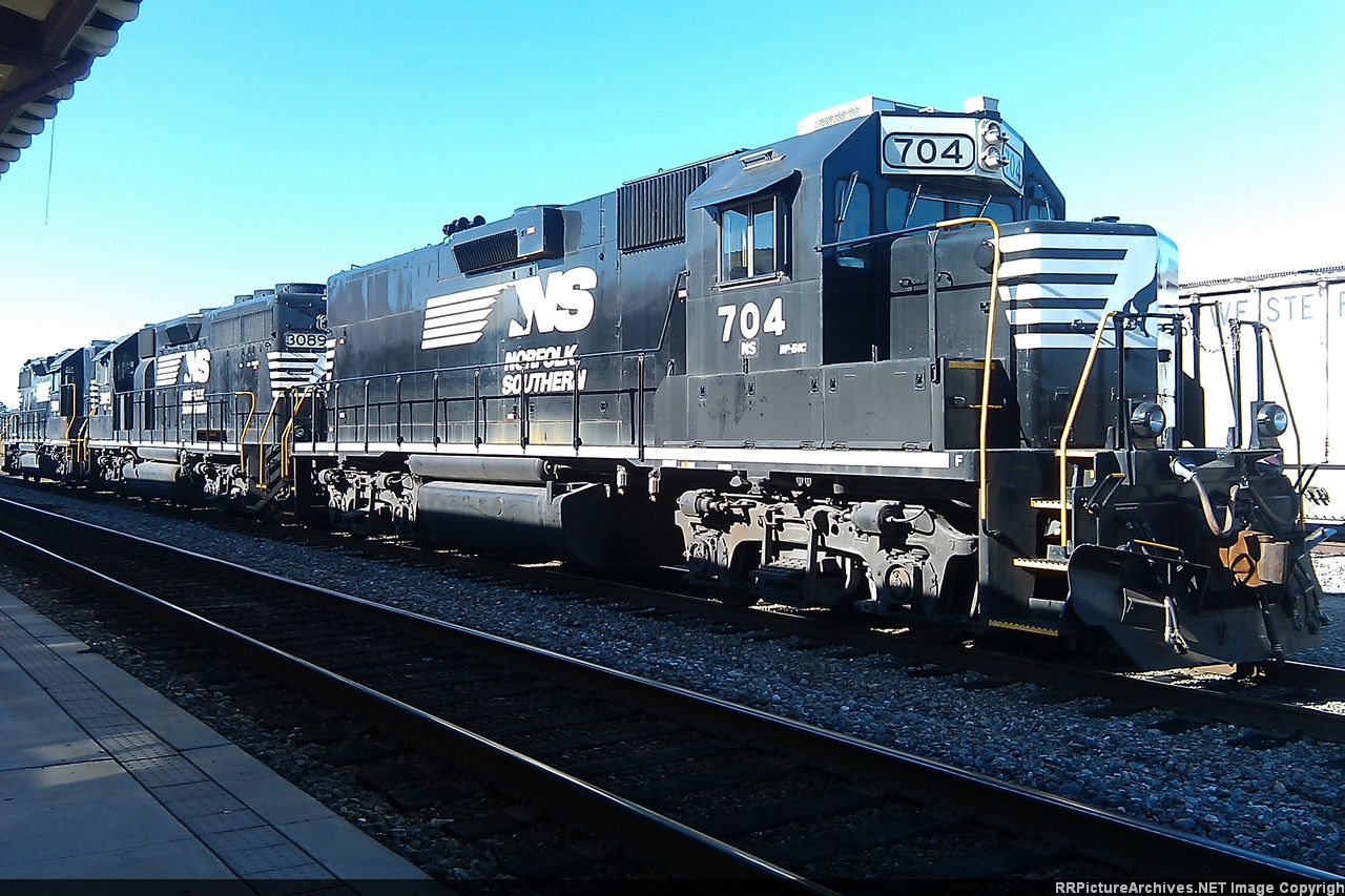 NS 704, NS 3089